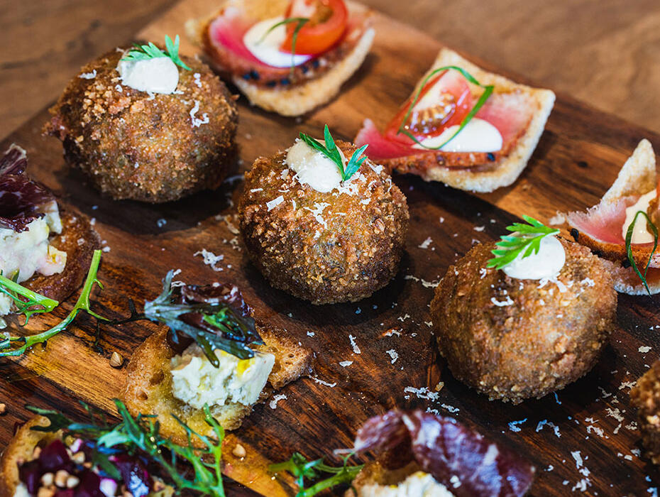 Mount Monument Winery Restaurant | Fine Dining in Macedon Ranges